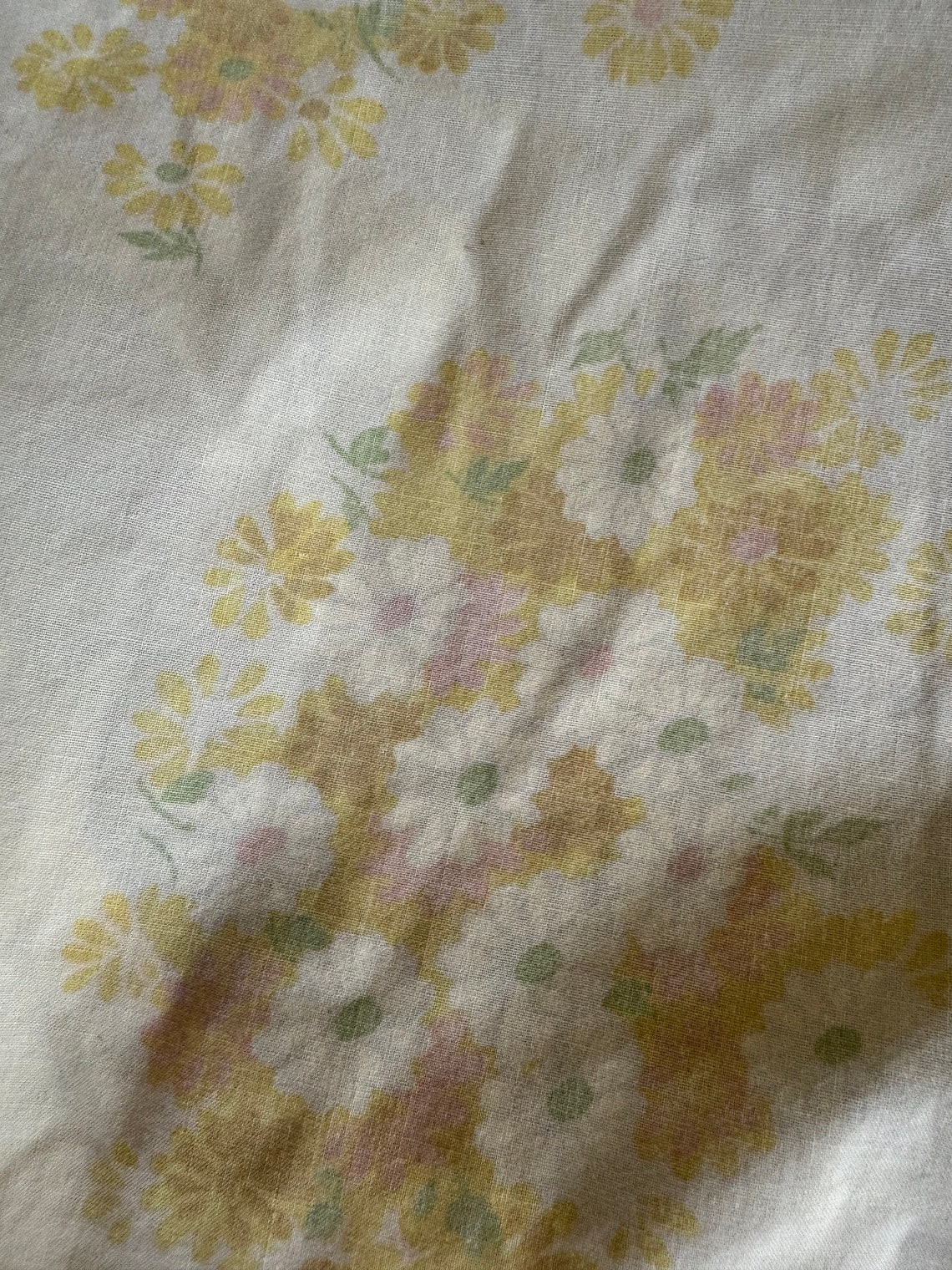 Vintage Sheet Remnant Bundle - Various Sizes and Patterns - Etsy