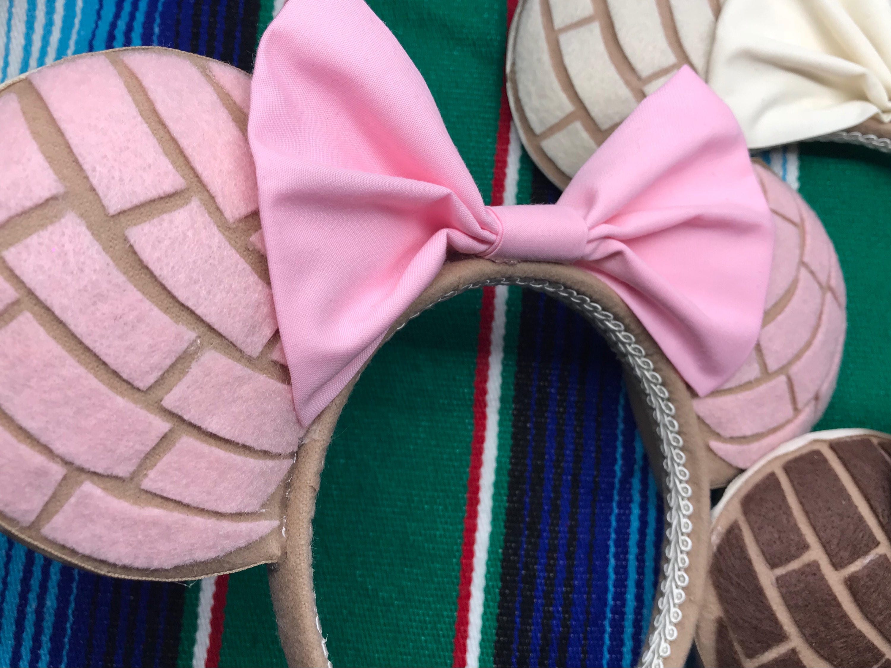 Conchas Mickey Ears | Etsy