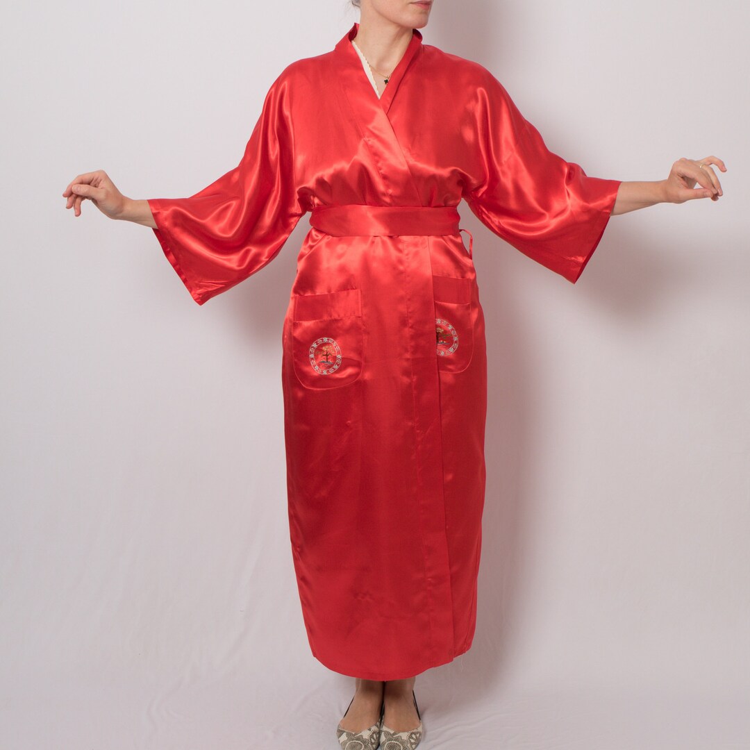 Vintage Asian Kimono Robe Oriental Chinese Embroidery Long Satin Robe ...