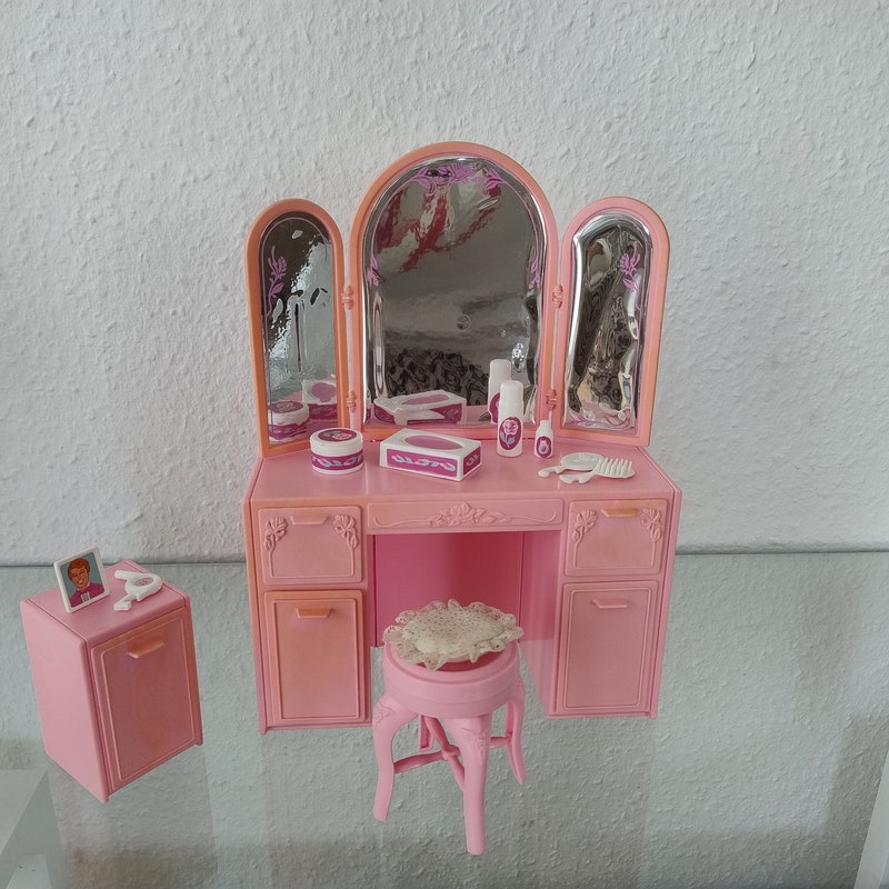 Barbie Table - Etsy