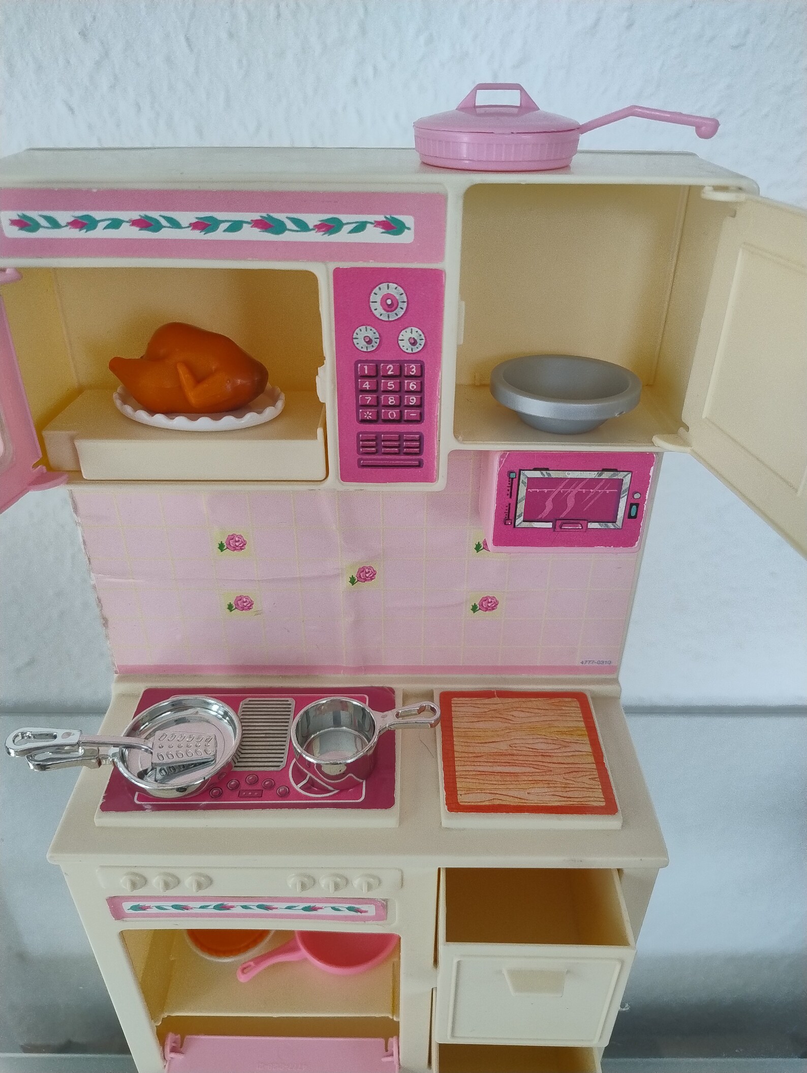Barbie Sweet Roses Cooking Center Kitchen Barbie Kitchen Dream Kitchen ...