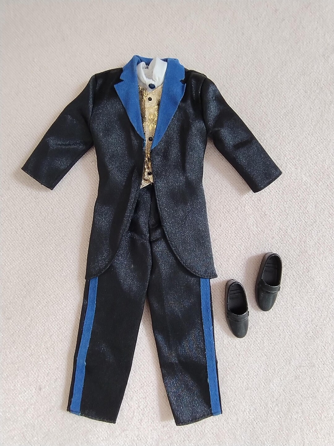 Barbie Fashion Avenue Deluxe Ken Tuxedo Black Blue Trim Gold Vest ...