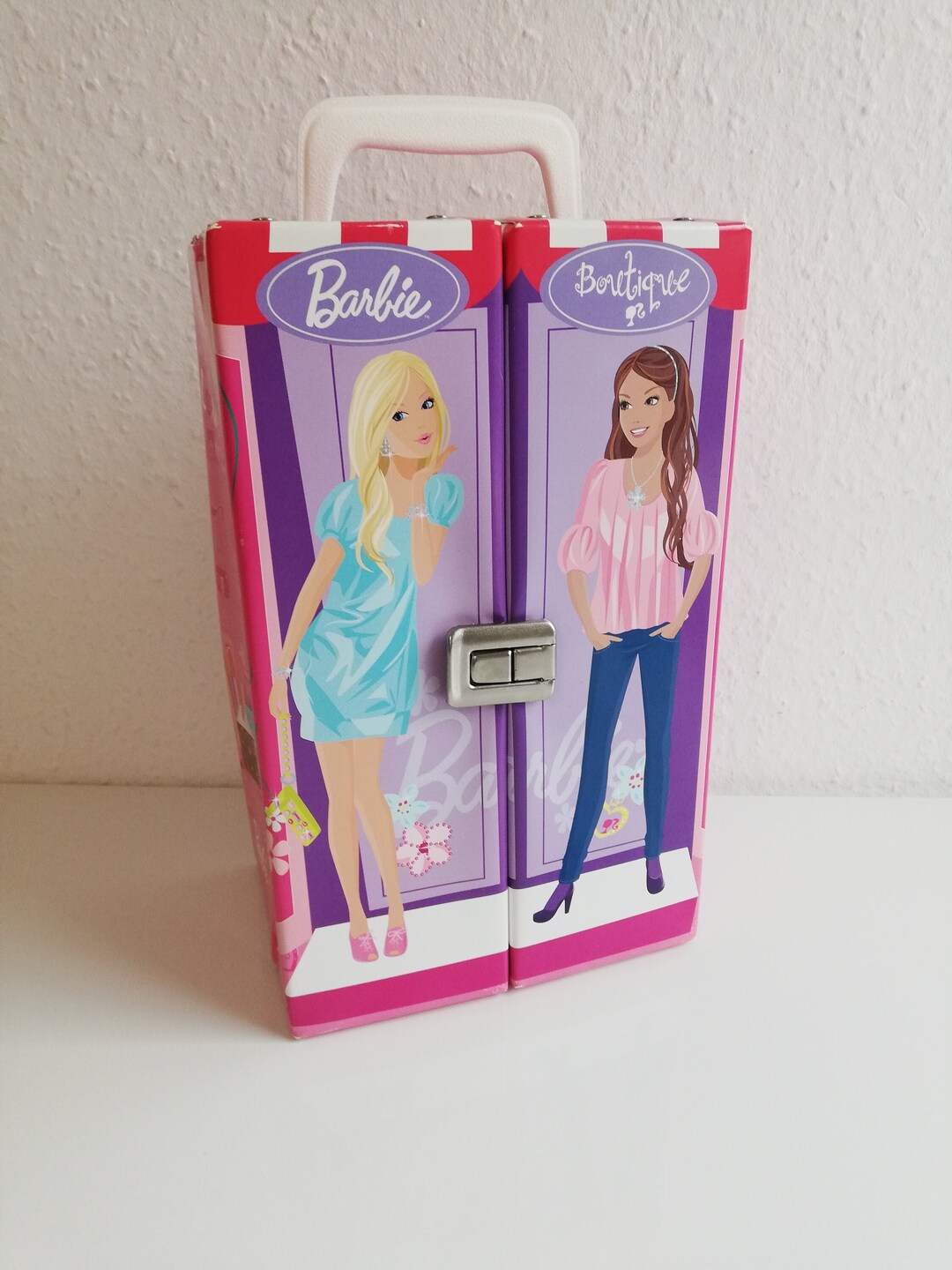 Barbie Love to Shop Boutique Portable Suitcase Suitcase Closet Wardrobe ...