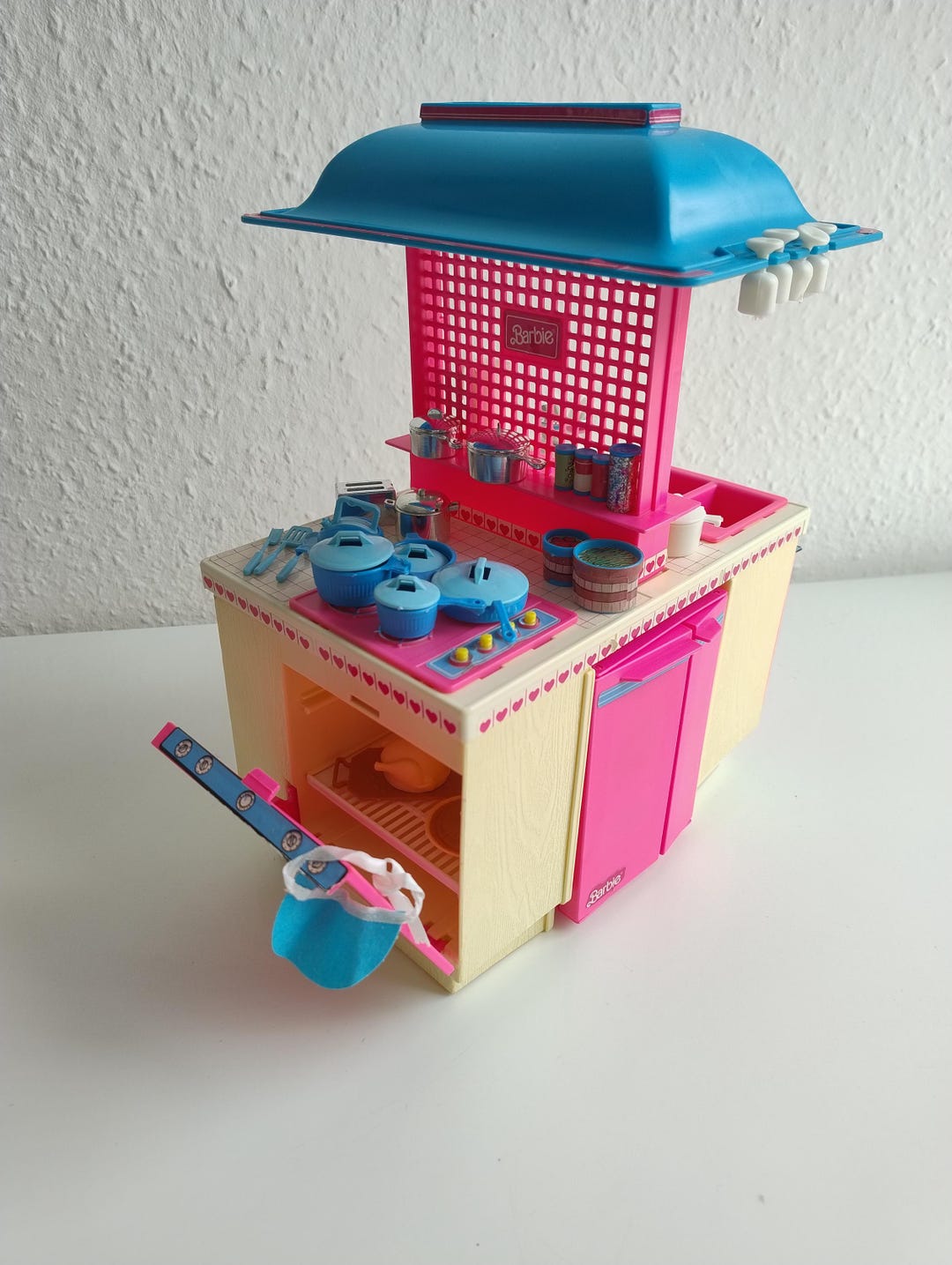 Barbie Dream Kitchen Barbie Dream Kitchen Kitchen Mattel 1984 Italy ...