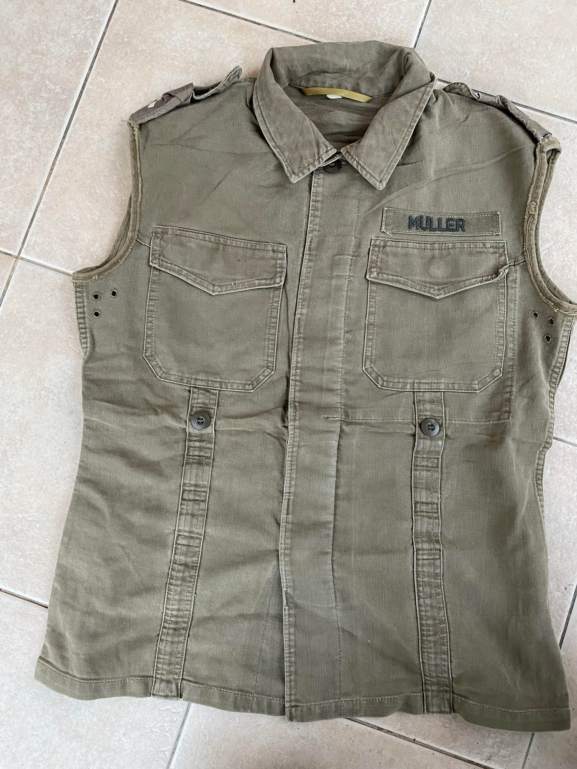 BUNDESWEHR German Army Surplus Moleskin Cotton Sleeveless Shirt Vest ...