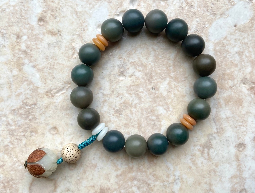 LOTUS IN SHADOW Natural Bodhi Root Beads Bracelet - Etsy