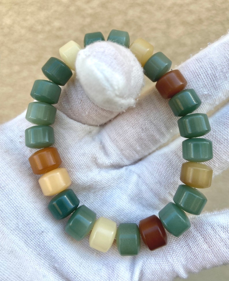 JUNGLE ADVENTURE Multi-color Natural Bodhi Root Beads Bracelet - Etsy