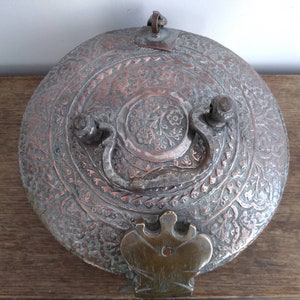 Antique Indian Copper Betal Nut Pandan Chapati Roti Dabba Bread Storage ...