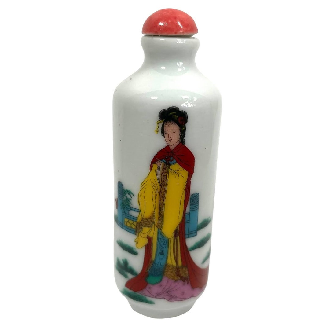 Vintage Chinese Snuff Smelling Salts Hand Painted Small Bottle Holder ...