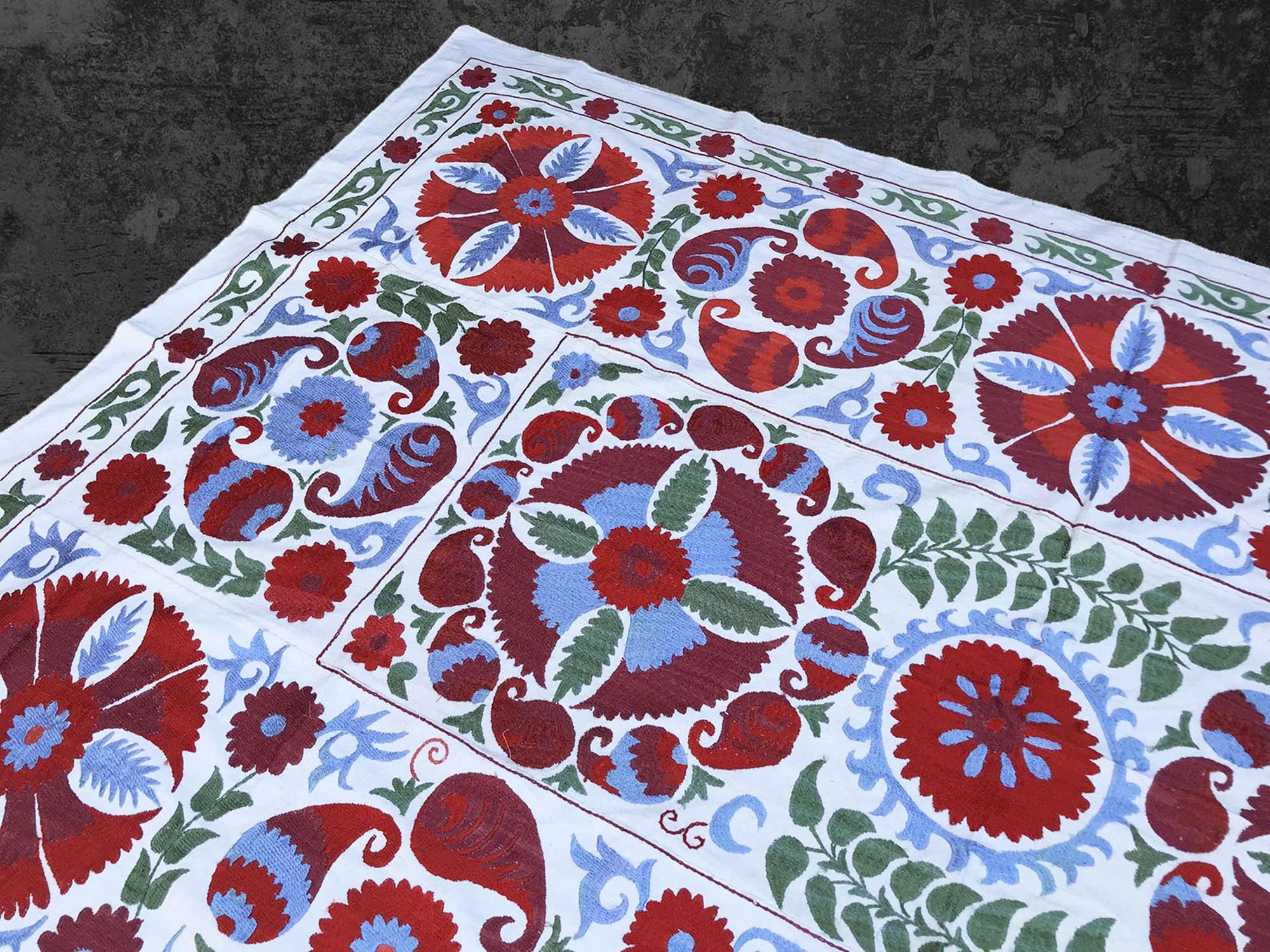 Handmade Suzani Fabric, Floral Bedspread, Suzani Bedding With Ethnic ...