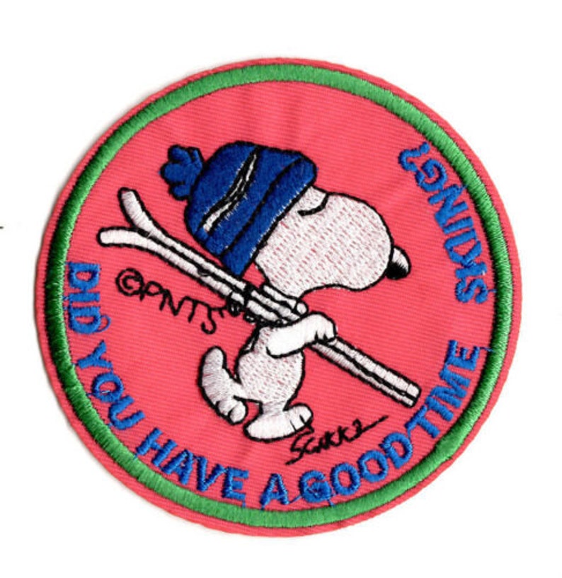 SNOOPY SKIING Iron on / Sew on Patch Embroidered Badge Cartoon TV PT31 ...