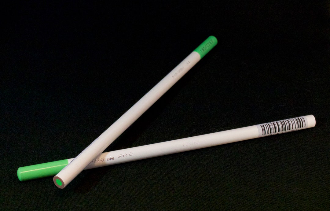 Tombow Irojiten Colored Pencil - Flash Green F-9 - Etsy