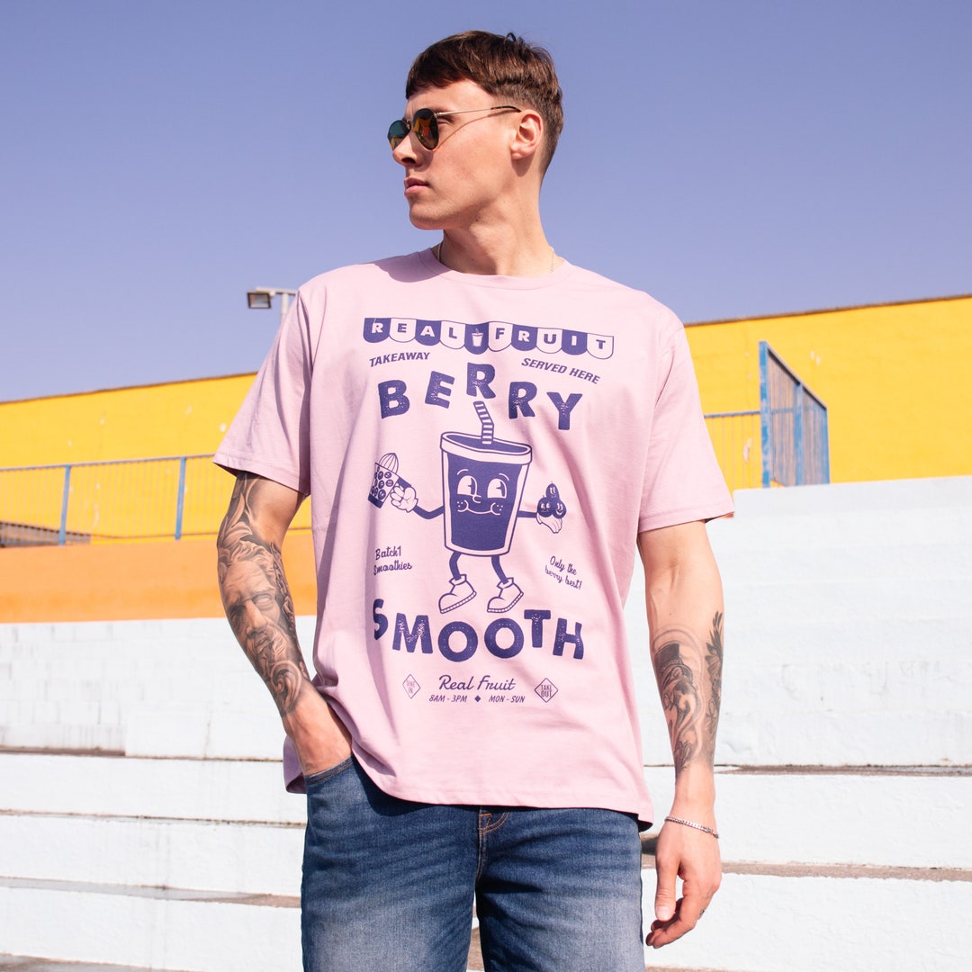 Berry Smooth Men’s Fruit Graphic T-shirt - Etsy