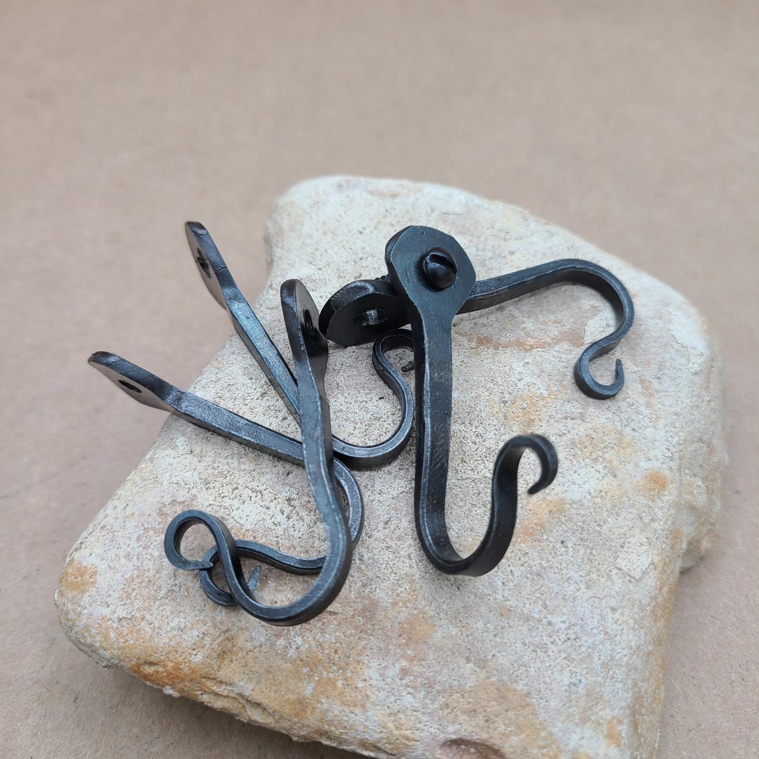 Hand Forged Horseshoe Nail Hooks: Black Iron, 5-pack - Etsy