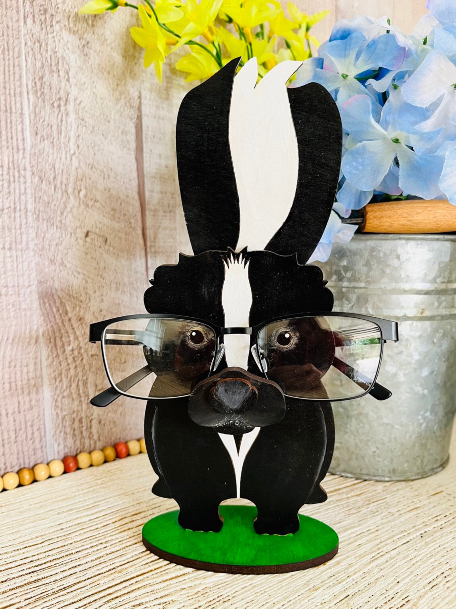 Skunk Eyeglass Holder DIGITAL FILE for Cutting, Laser, Glowforge Ready ...