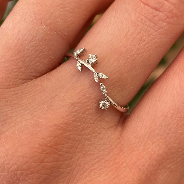 Diamond Leaf Ring - Etsy