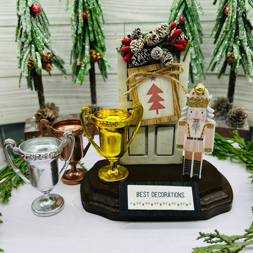 Best Decorations Contest Winner -white Door With Pink Decorations ...