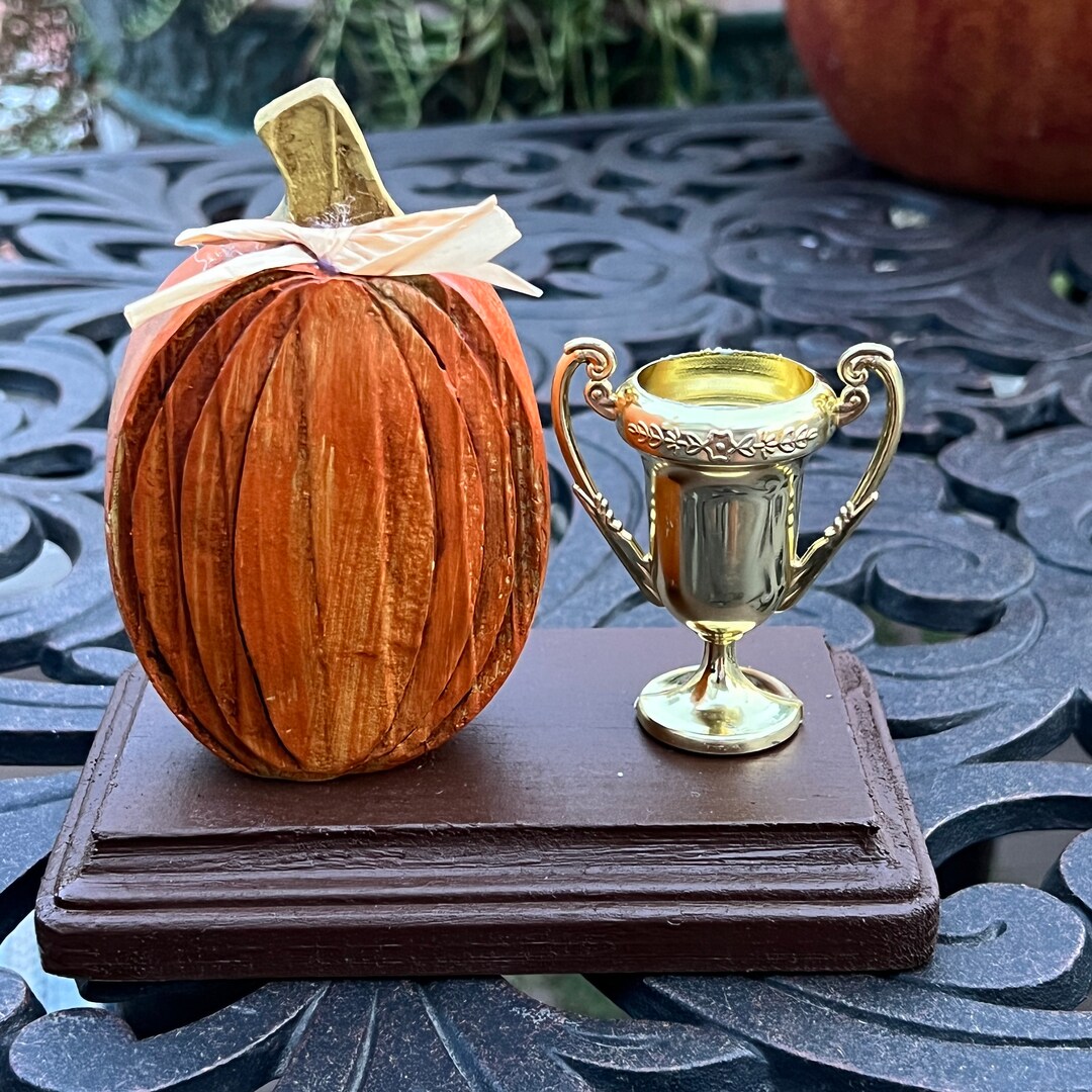 Carved Pumpkin Trophy (oval Shape)- Halloween Party Trophy, Pumpkin ...