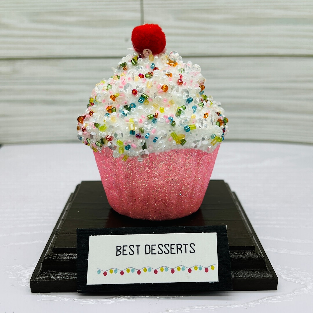 Cupcake Champion, Birthday Trophy or Baby Shower- Gold/silver/bronze ...