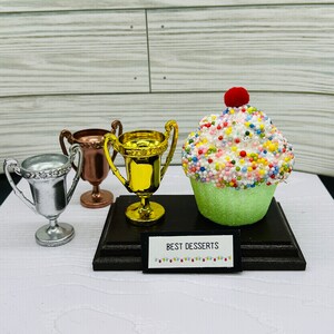 Cupcake Champion, Birthday Trophy or Baby Shower- Gold/silver/bronze ...