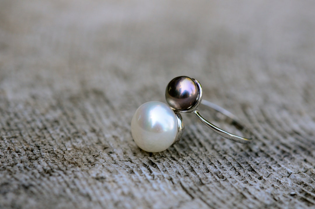 Black and White Double Pearl Open Ring - Etsy