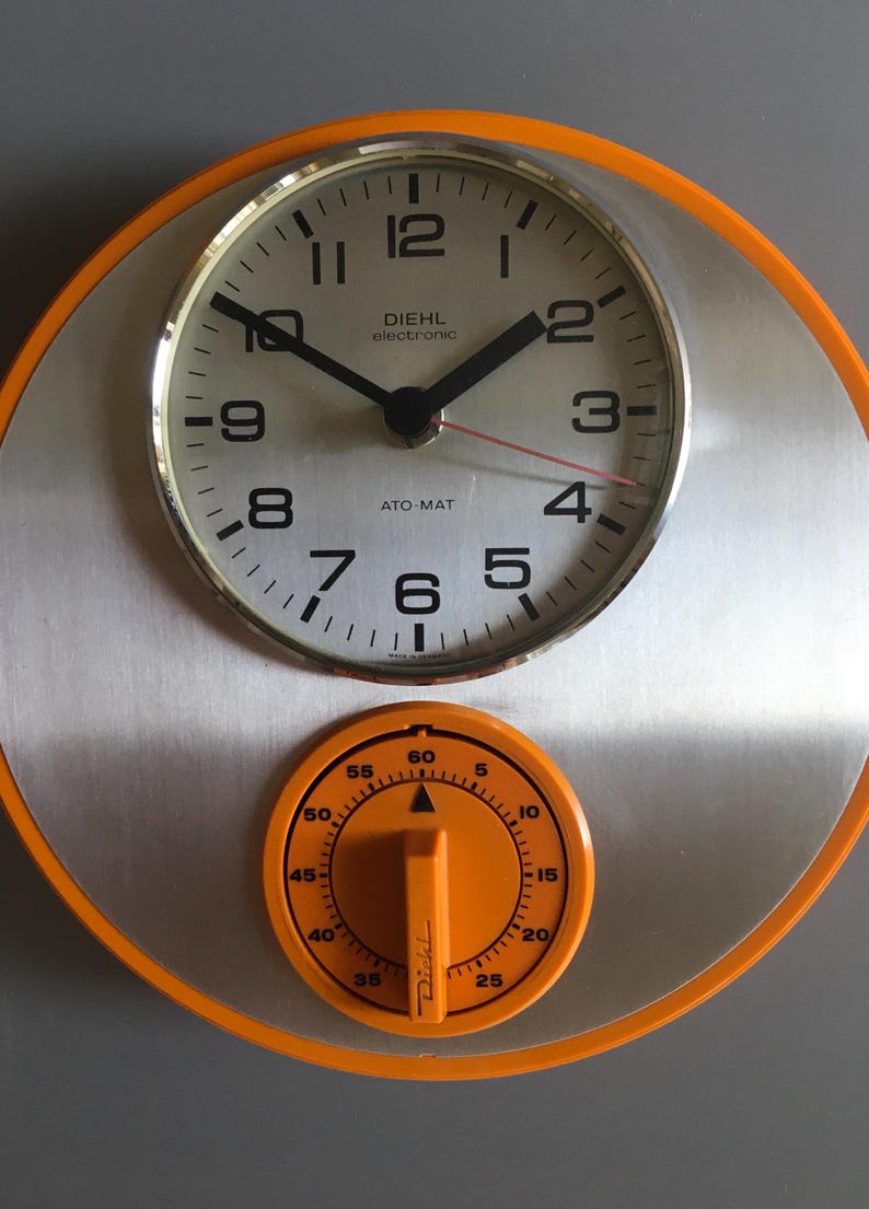 Space Age Wall Clock | Pop-art | Mid Century Wall Clock With Egg Timer ...