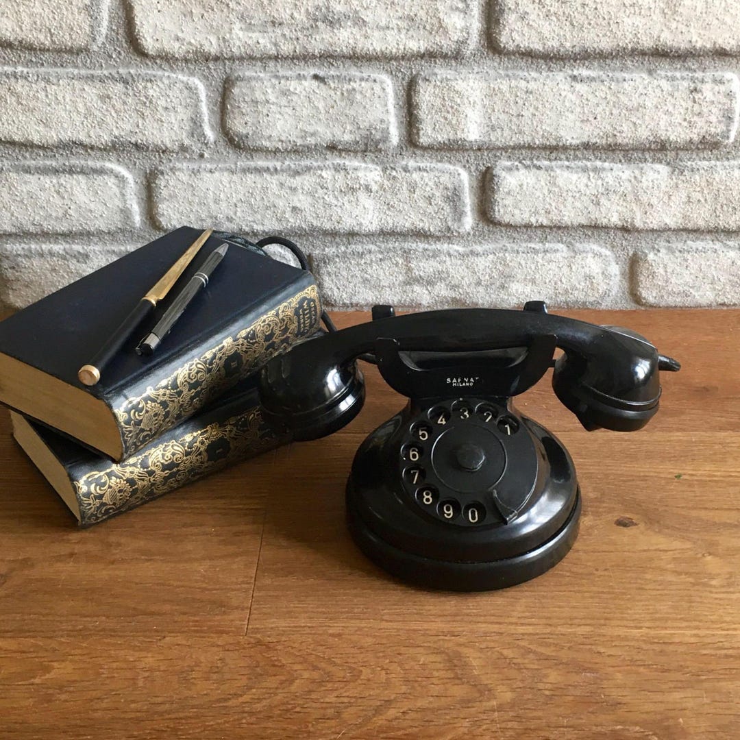 Vintage Bakelite Telephone | Black Rotary Dial Telephone | Analogue ...