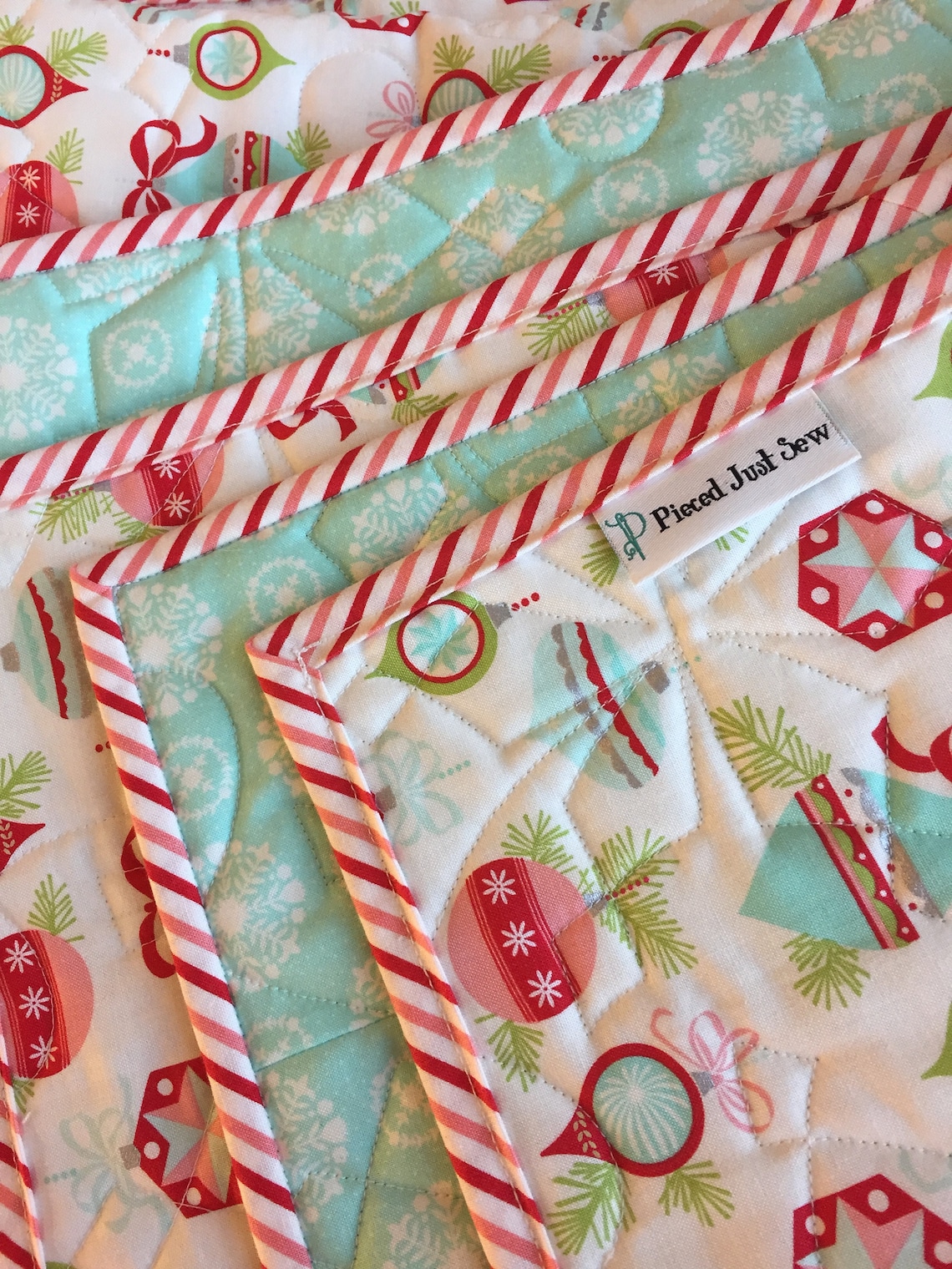 Jingle Bells PDF Digital Quilt Pattern by Pieced Just Sew, Layer Cake ...