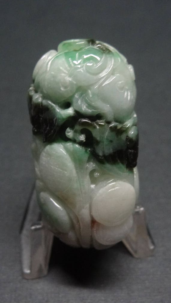 Jade bat, lotus and coin Pendant Jadeite Necklace Nat… - Gem