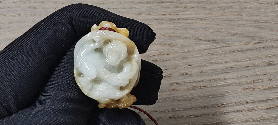 2305-003 Jadeite Pendant Longevity Peach With Gold Ingot - Etsy