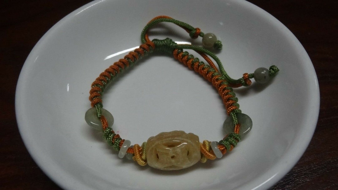 JB032 - Chinese Jadeite Bracelet - Barrel - Chinese Knot - Etsy