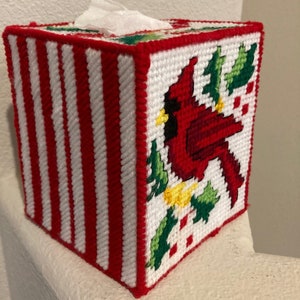 Boutique Tissue Box Cover Christmas Cardinals - Etsy