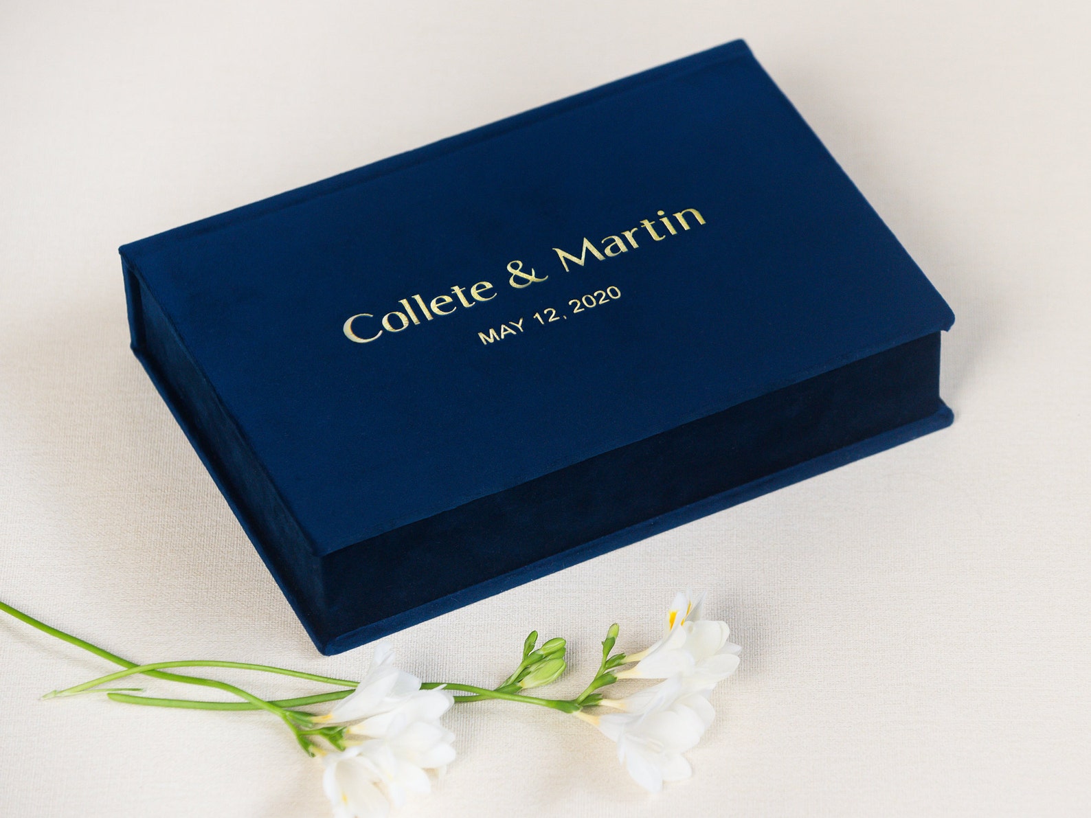 Ivory Scrapbook Box Keepsake Box Velvet Clamshell Box Photo - Etsy