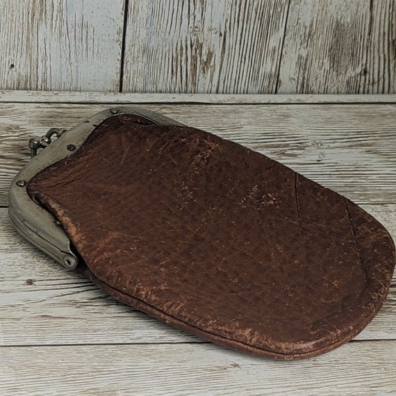 1920s Leather Coin Purse with Kiss Clasp - Gem