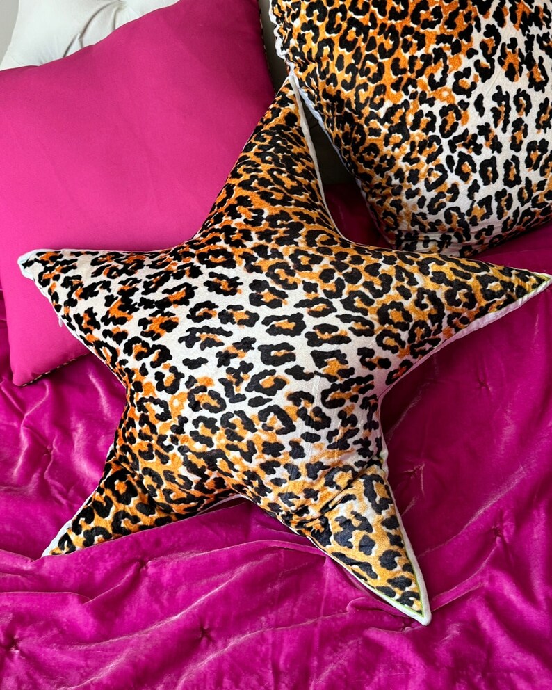 Red White Checkered STAR Shaped Poof Pillow Pop Art Mod Eclectic Print ...