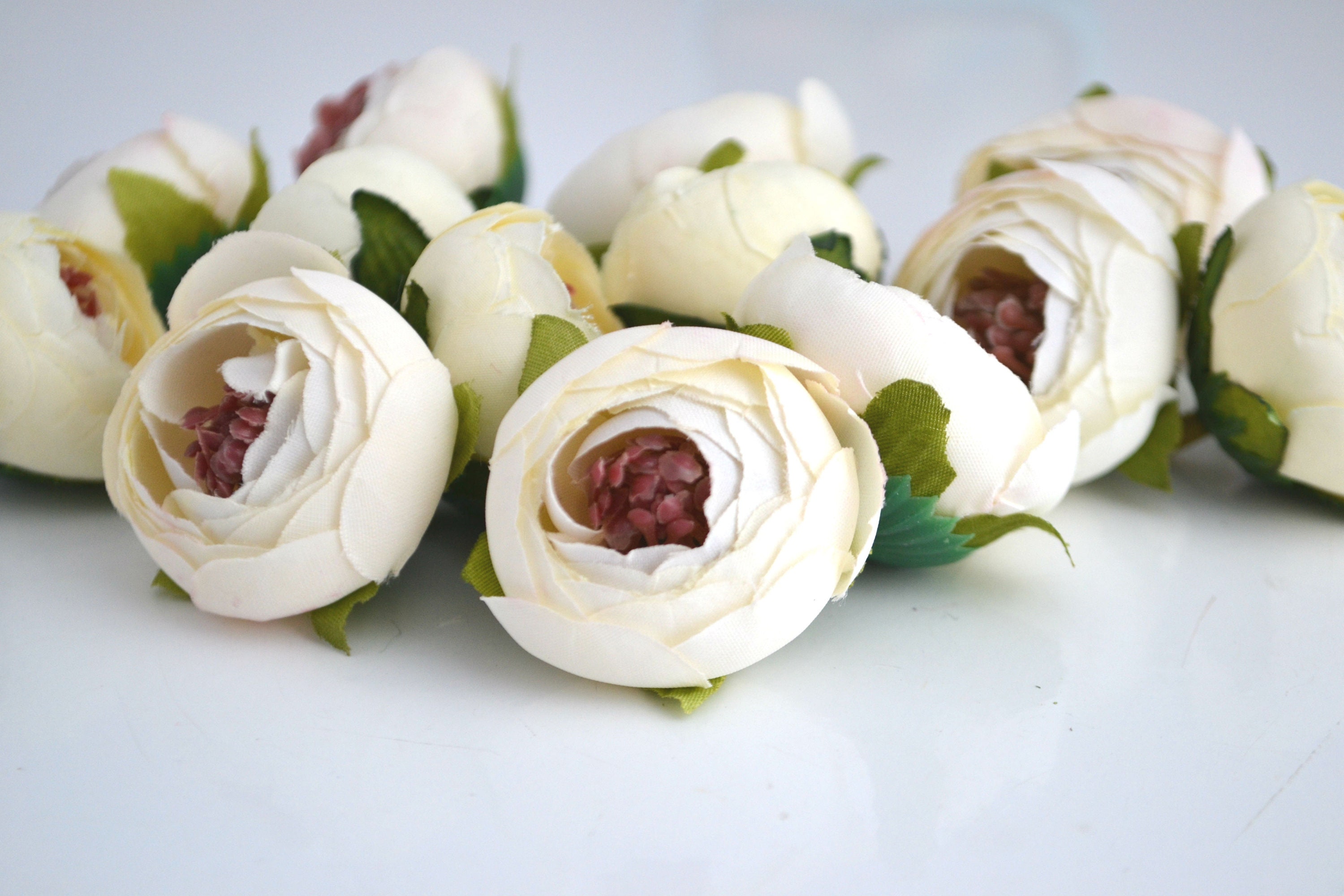 Ivory Silk Ranunculus Flower Head: 1.5" Faux Floral Decor - Etsy