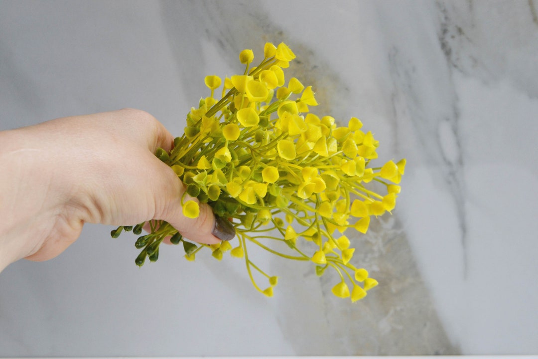 20 Yellow Artificial Baby's Breath Sprigs, Floral Filler - Etsy