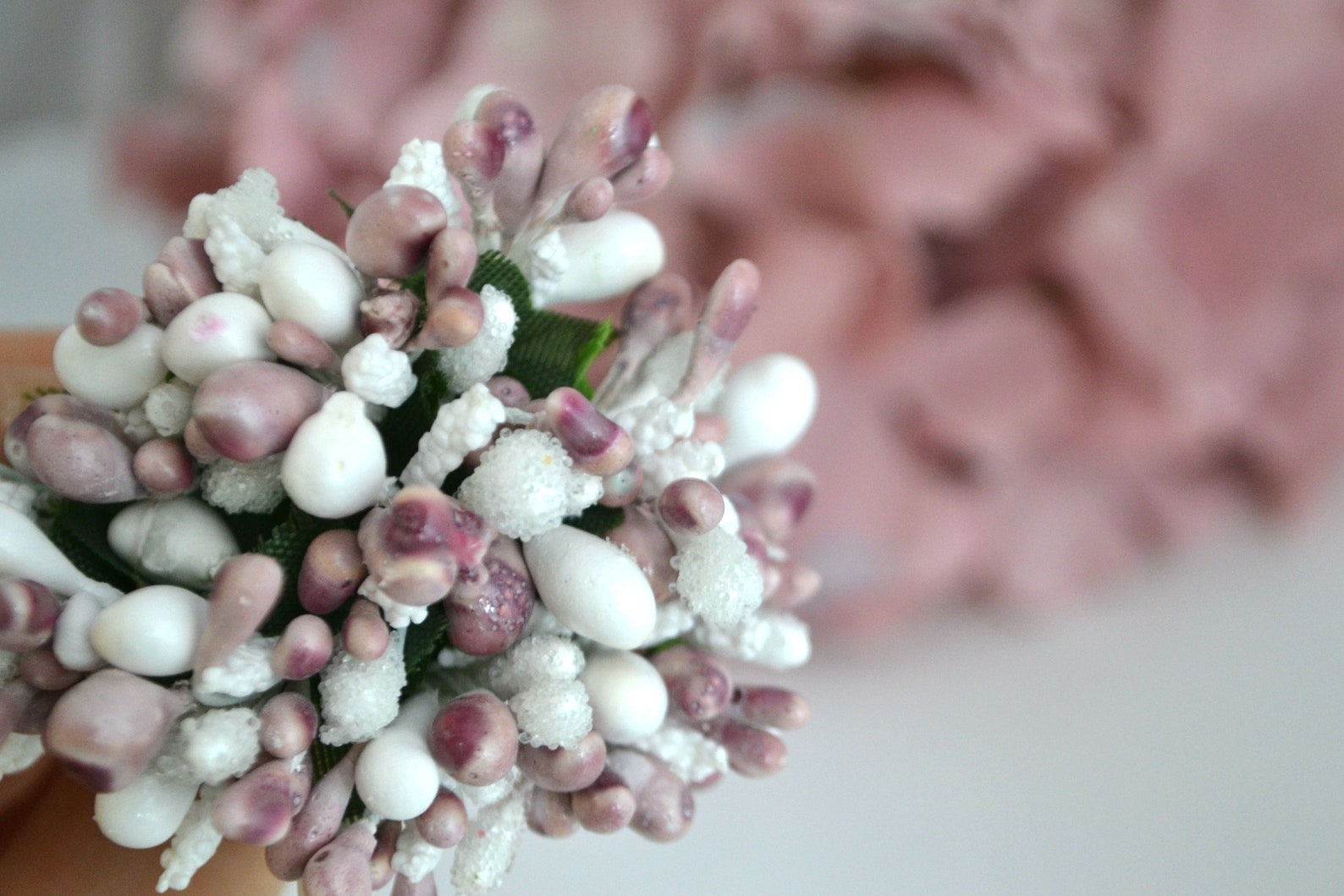Beige White Berry 12 Stems Artificial Berries Pip Berry Floral | Etsy