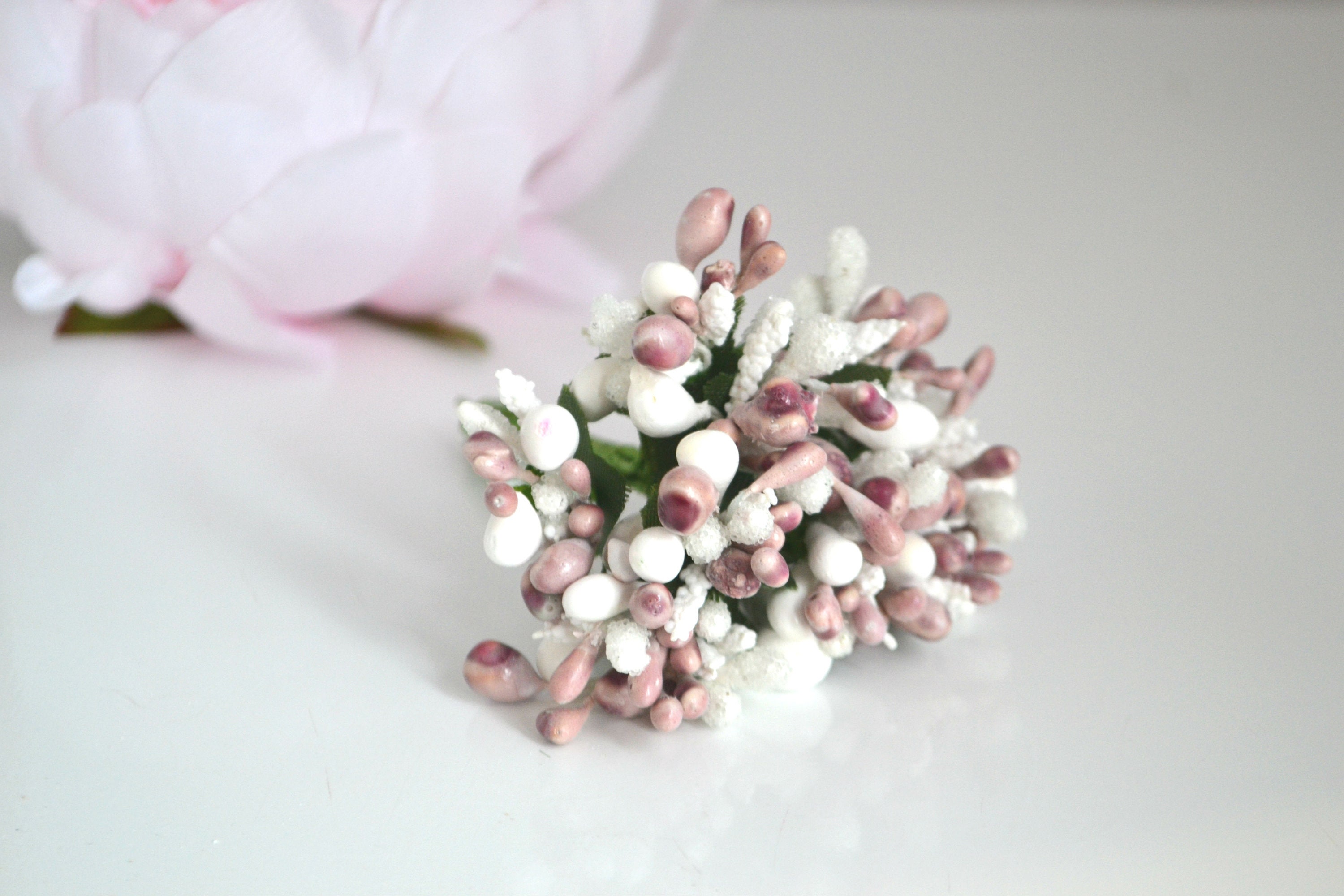 Beige White Berry 12 Stems Artificial Berries Pip Berry Floral | Etsy
