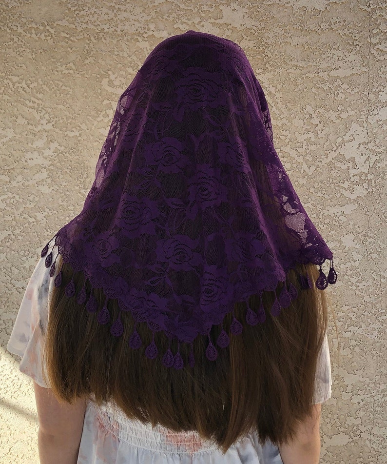 Floral Raindrop Lace Catholic Chapel Veil Handmade and Embroidered ...