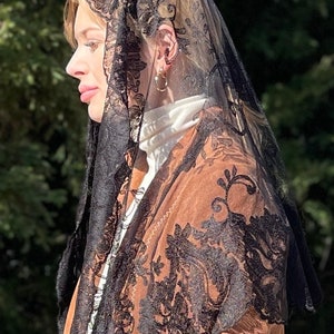 Spanish Lace Catholic X-long Chapel Veil Handmade and Embroidered ...