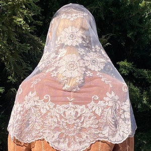 Spanish Lace Catholic X-long Chapel Veil Handmade and Embroidered ...
