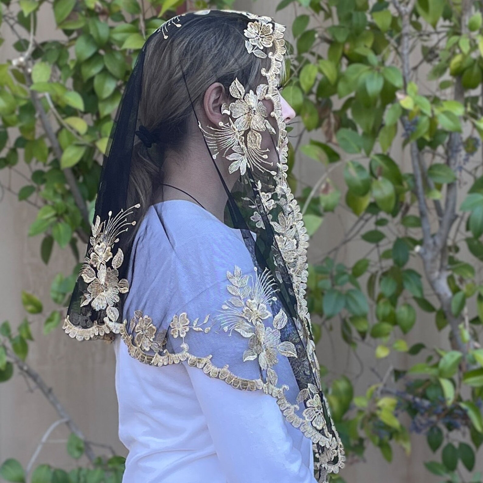 Spanish Lace Catholic X-long Chapel Veil Handmade and Embroidered ...