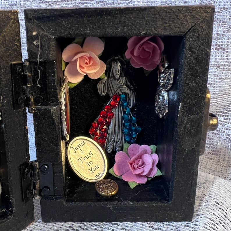 Divine Mercy Shrine Altar Prayer Box Travel Shrine-home - Etsy