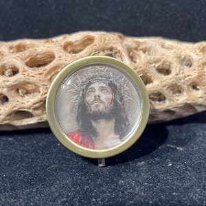 Handmade Holy Communion Pyx With Leather Burse: Jesus and the Crown of ...