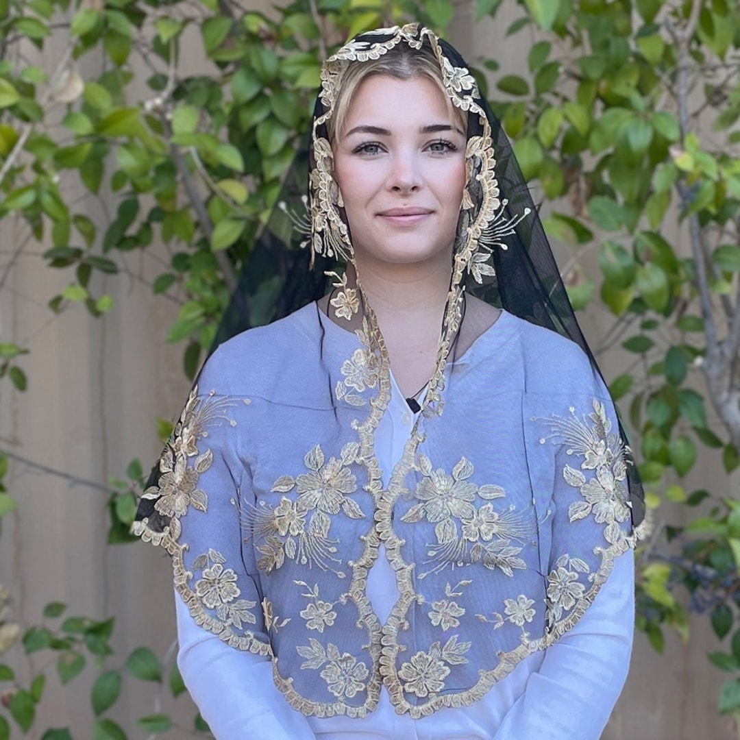 Spanish Lace Catholic X-long Chapel Veil Handmade and Embroidered ...