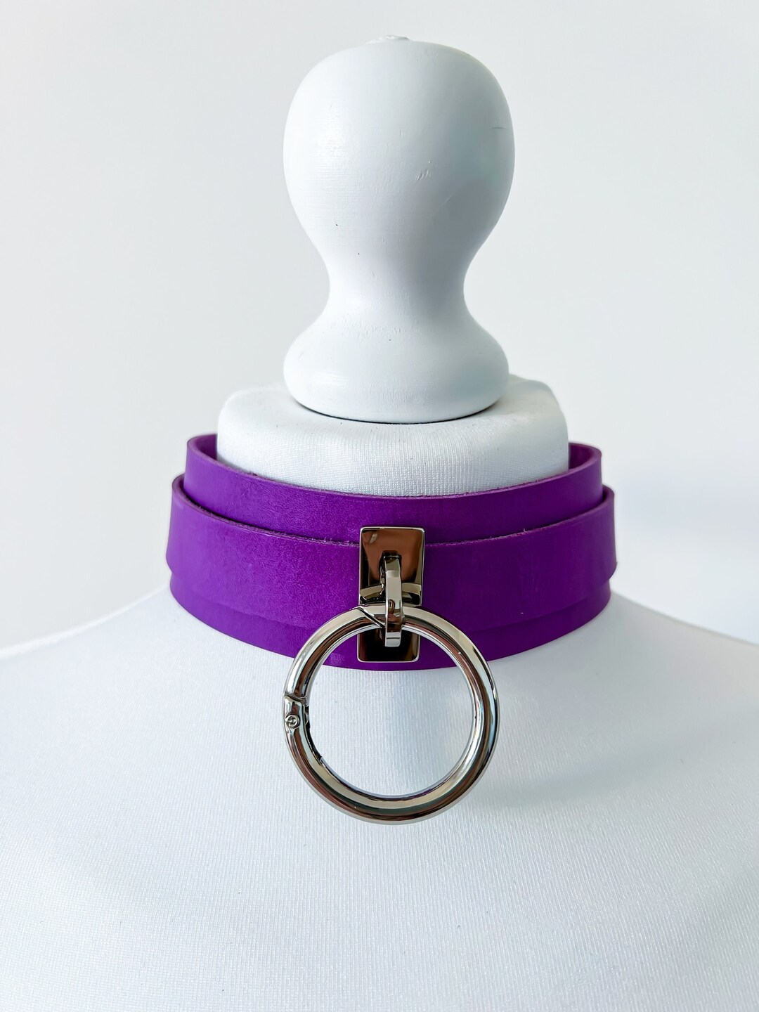 Violet Leather O-ring Choker: Wide Collar Necklace - Etsy