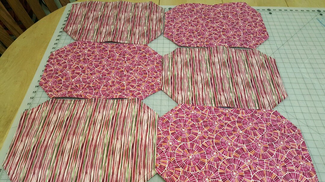 Pinwheel N Stripe Place Mats PM113/PM114 - Etsy