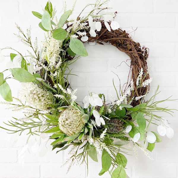 Outdoor Wreath - Etsy