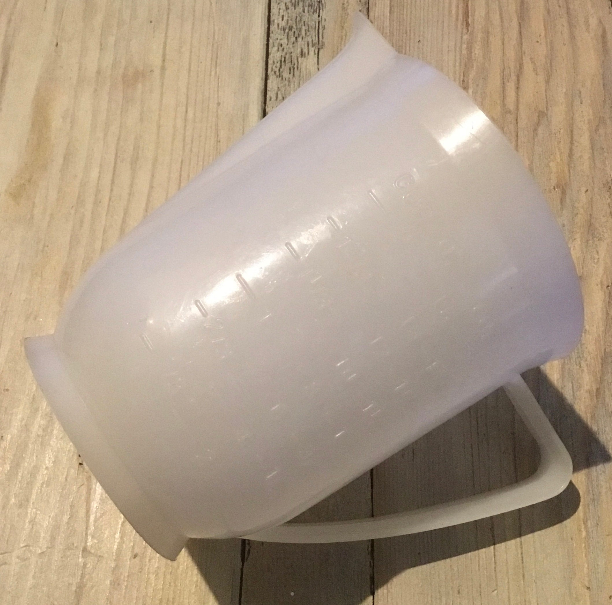 Tupperware 2 Cup Measuring Cup - Etsy